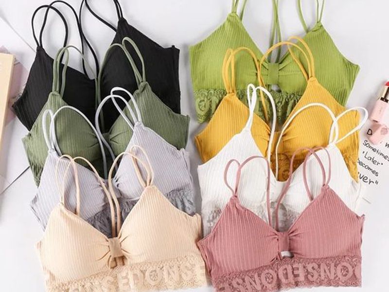 Áo Bra Là Gì?⚡Các Cách Mix Đồ Sành Điệu Với Áo Bra