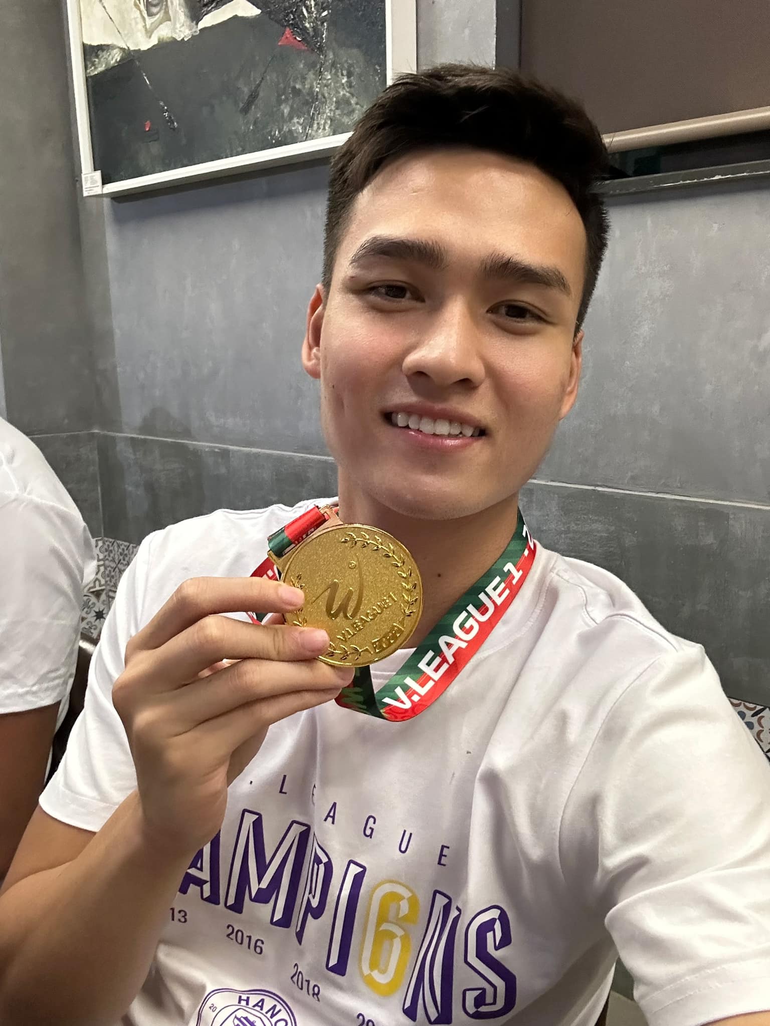 Bùi Hoàng Việt Anh Là Ai? Sự Nghiệp Và Thành Tích Của Bùi Hoàng Việt Anh